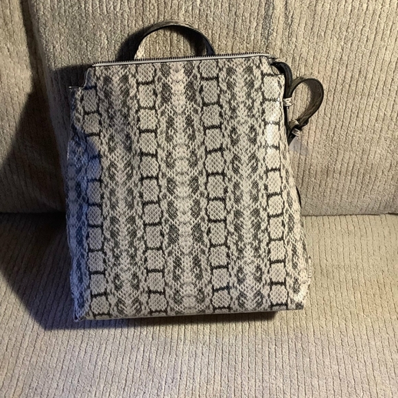 a new day | Bags | Modern Soft Midsize Backpack A New Day | Poshmark